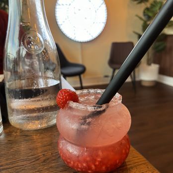 ROZ GRILL - Updated August 2024 - 33 Photos & 14 Reviews - 8200 ...