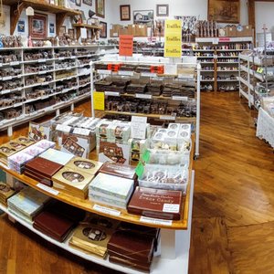 FITZKEE’S CANDIES - Updated December 2025 - 15 Reviews - 2352 S Queen ...