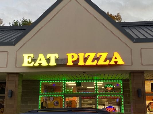 EAT PIZZA - Updated November 2025 - 29 Photos - 26 Reviews - 7557 ...