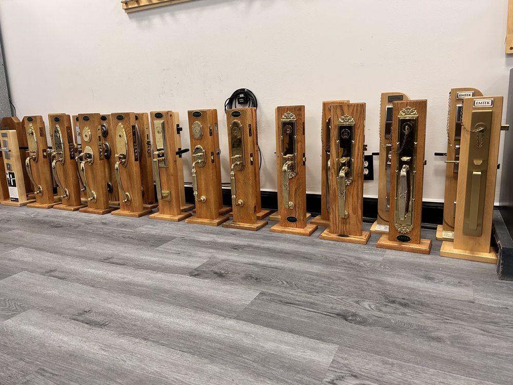 SYOSSET LOCK SHOP - Updated December 2025 - 55 Photos & 28 Reviews ...