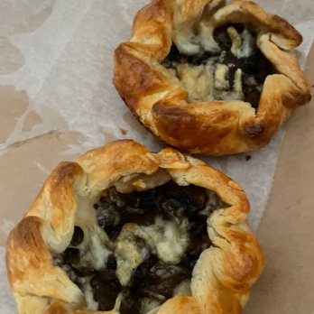 PVD PIES - Updated January 2026 - 25 Photos & 17 Reviews - 1005 Main St ...