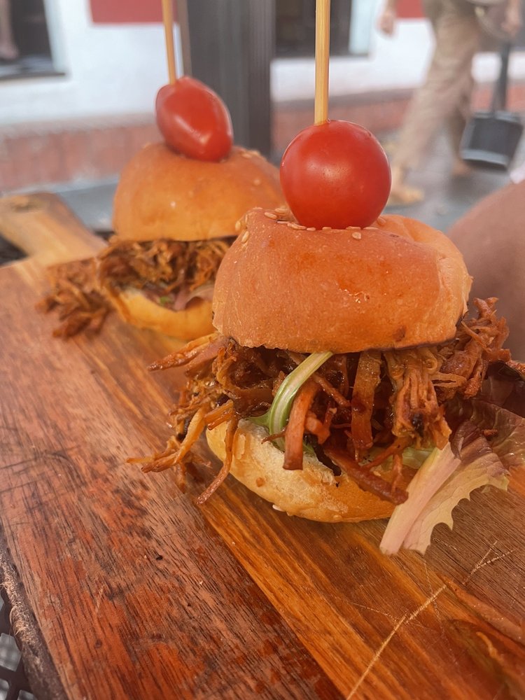 MUELLE 13 - 96 Photos & 56 Reviews - Calle del Recinto Sur 311, San ...