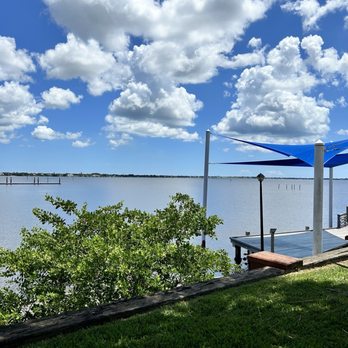 WATERFRONT - Updated July 2024 - 211 Photos & 202 Reviews - 131 SW ...