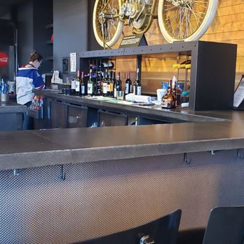 MOTOR BAR & RESTAURANT - Updated 2024 - 507 Photos & 218 Reviews - 400 ...