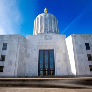 SALEM PUBLIC LIBRARY - Updated July 2025 - 48 Photos & 22 Reviews - 585 ...