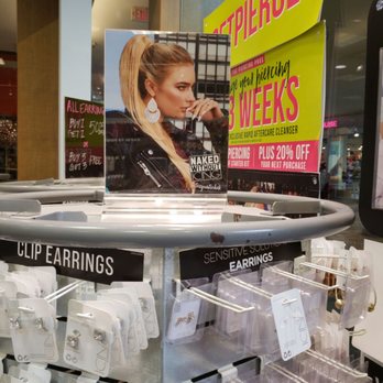 ICING BY CLAIRES - Updated October 2025 - 57 Photos - 46-128 Haiku Rd ...