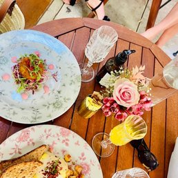 LITTLE HEN - Updated June 2024 - 2569 Photos & 1001 Reviews - 3451 NE ...