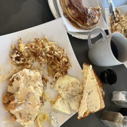 YELLOW BRIX RESTAURANT - Updated July 2025 - 477 Photos & 772 Reviews ...