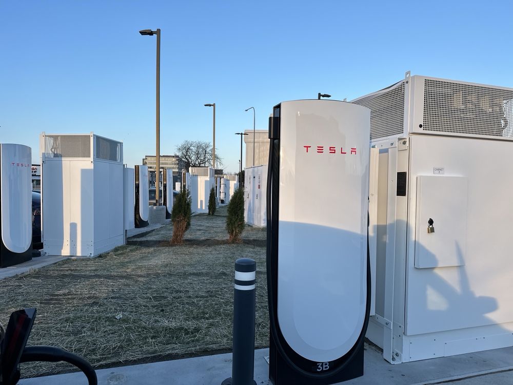 TESLA SUPERCHARGER - Updated December 2025 - 3041 Orchard Pl, Des ...