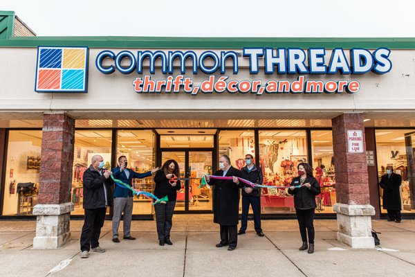COMMON THREADS - FAIRVIEW PARK - Updated April 2025 - 107 Photos & 18 ...