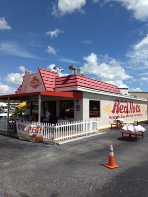 MATT’S RED HOTS - Updated July 2024 - 162 Photos & 228 Reviews - 18911 ...