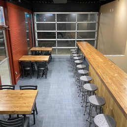 OFF THE RAILS BARBEQUE & DRAFTHOUSE - Updated December 2024 - 92 Photos ...