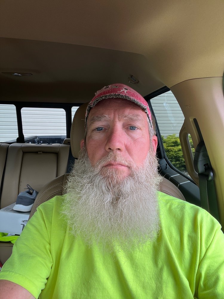 CLASSIC CUTZ - Updated December 2025 - 37 Photos - 219 Wall St ...