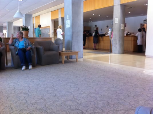 SHILEY EYE INSTITUTE AT UC SAN DIEGO HEALTH - Updated January 2025 - 56 ...