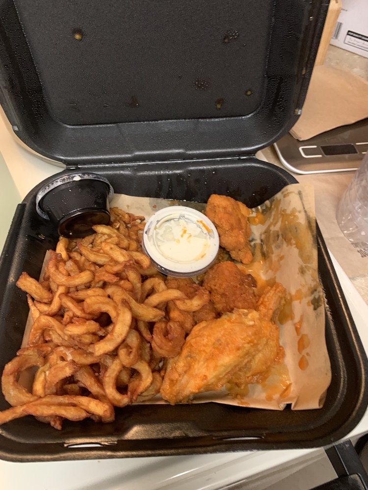 IT’S JUST WINGS - Updated June 2024 - 10 Reviews - Cincinnati, Ohio ...