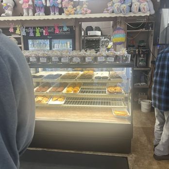 MAZZETTI’S BAKERY - Updated July 2024 - 1441 Photos & 1500 Reviews ...