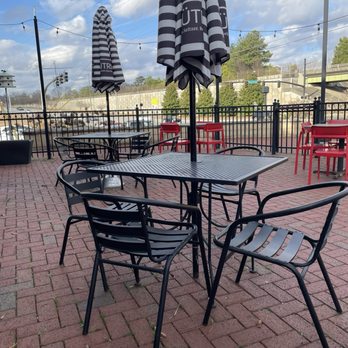 CREATWOOD TAVERN - Updated December 2025 - 233 Photos & 296 Reviews ...