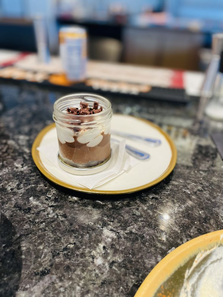 MEDDYS - Updated November 2025 - 36 Photos & 57 Reviews - 2441 N Maize ...