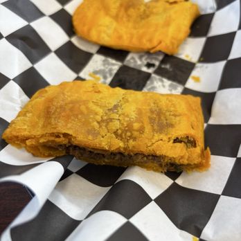 NADIA’S JAMAICAN KITCHEN - Updated January 2026 - 50 Photos & 55 Reviews - 9590 Noble Pkwy ...