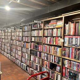 RED EMMA’S BOOKSTORE COFFEEHOUSE - Updated July 2025 - 292 Photos & 237 ...