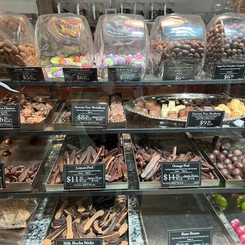 CHOCOLATERIE STAM - LAFAYETTE - Updated August 2025 - 107 Photos & 90 ...