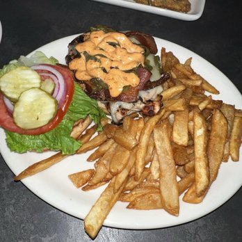 POINT 22 TAVERN - Updated November 2024 - 150 Photos & 169 Reviews ...