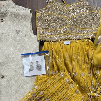 AKARSHAN DESIGNS BOUTIQUE - Updated October 2024 - 394 Photos & 415 ...