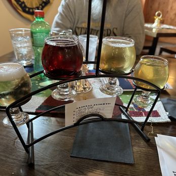 ARSENAL CIDER HOUSE - Updated July 2025 - 57 Photos & 34 Reviews - 2905 ...