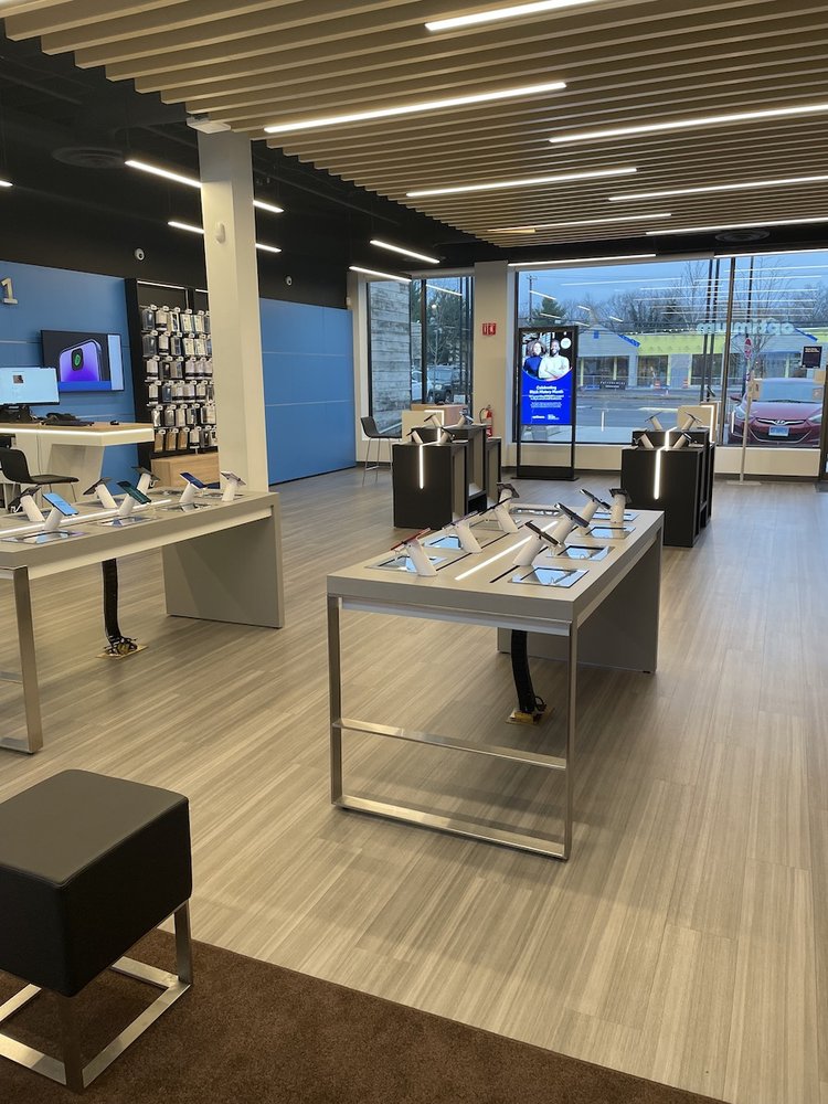 OPTIMUM - Updated July 2025 - 10 Photos - 615 Post Road E, Westport ...