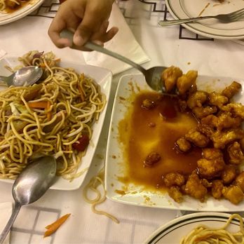 A GOLDEN DRAGON CHINESE RESTAURANT - Updated December 2025 - 60 Photos ...