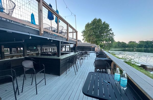 LAKEVIEW TAVERN - Updated January 2026 - 26 Photos & 10 Reviews - 141 ...