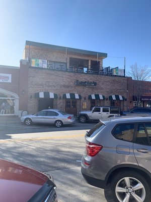 LOGIE’S ON THE CORNER - Updated August 2025 - 15 Photos & 23 Reviews ...