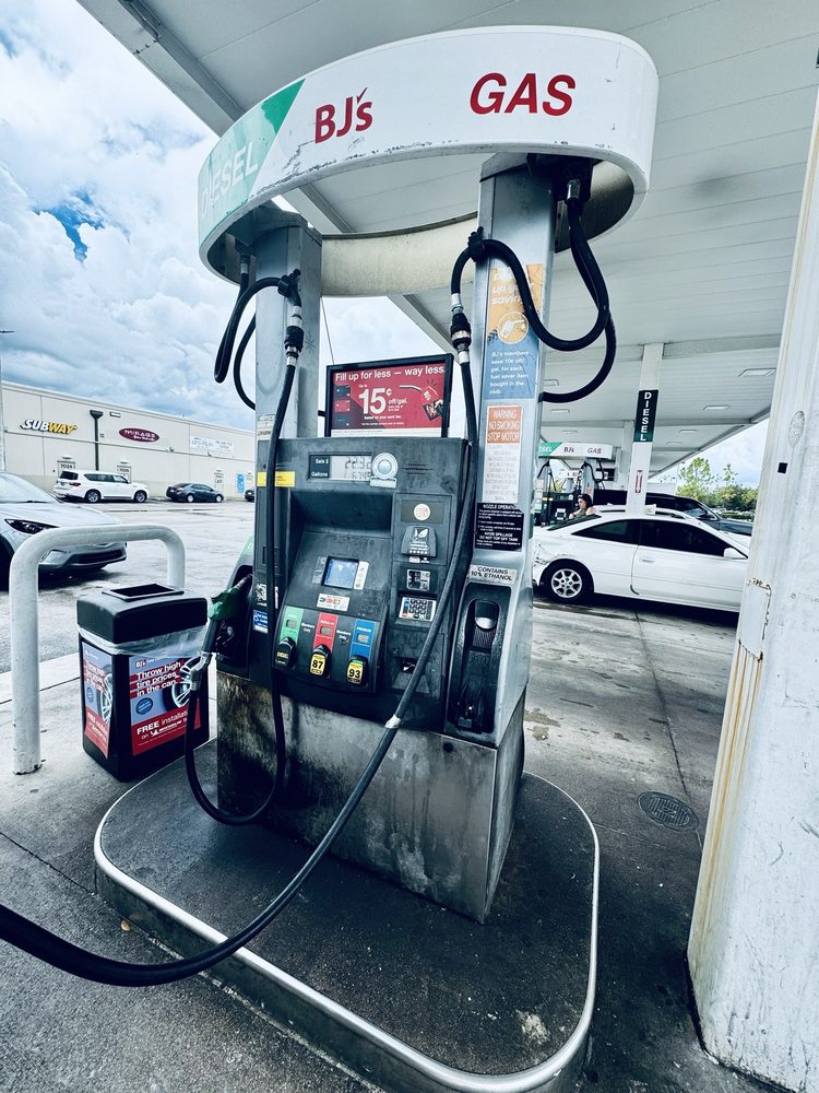 BJ’S GAS - Updated January 2026 - 12 Reviews - 7090 Coral Way, Miami ...