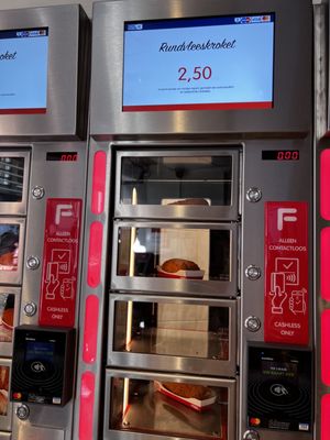 FEBO - Updated October 2025 - 65 Photos & 44 Reviews - Nieuwendijk 220 ...