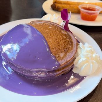 LUDI’S RESTAURANT & LOUNGE - Updated May 2024 - 579 Photos & 245 ...