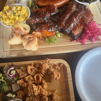 HAWG HEAVEN BBQ & GASTRO PUB - Updated March 2025 - 209 Photos & 126 ...