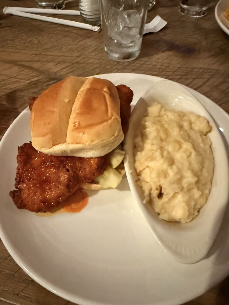 STEELE HOUSE KITCHEN & BAR - Updated January 2026 - 4240 Hudson Dr ...