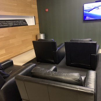 USO CENTER - NEWARK AIRPORT - Updated December 2025 - 31 Photos & 17 ...