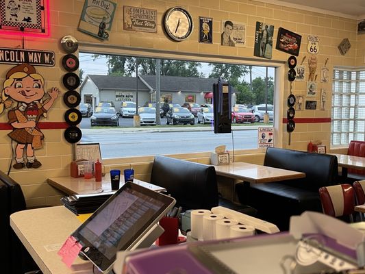 BONNIE DOON DRIVE-IN - Updated May 2026 - 46 Photos & 58 Reviews - 2704 ...