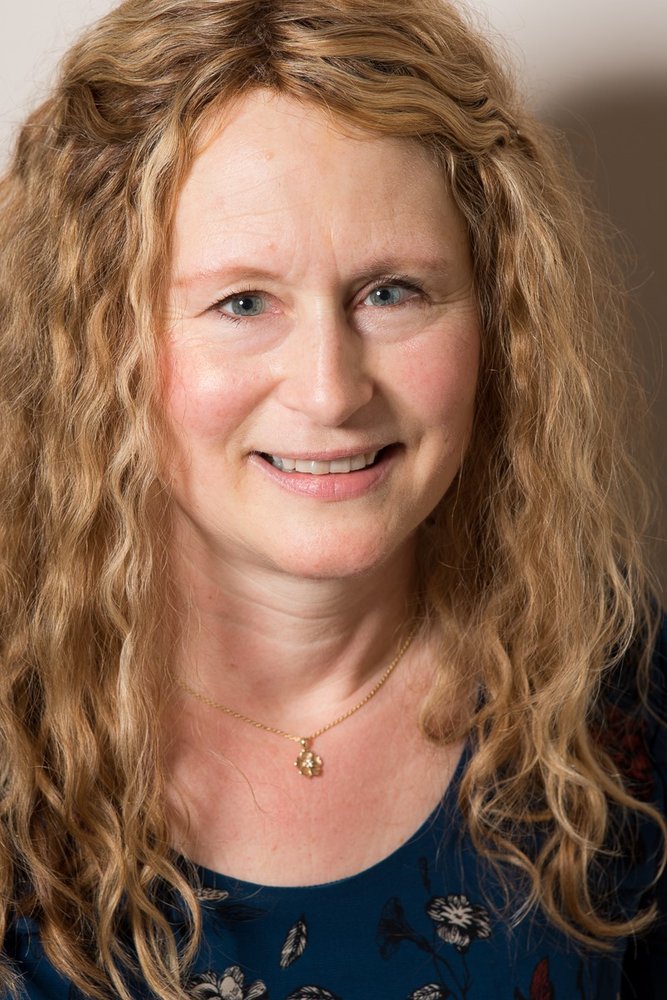 READINGS BY TRACEY INGRAM - Updated May 2025 - 1817 Queen Anne Ave N ...