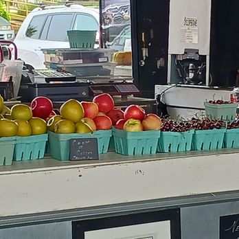 STATE FARMERS MARKET - Updated August 2025 - 935 Photos & 331 Reviews ...