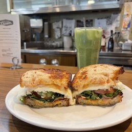 CLARK STREET DINER - 303 Photos & 180 Reviews - 6145 Franklin Ave, Los ...