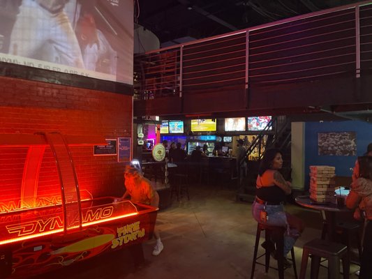 SLACKERS SPORTS BAR NORTHSTAR - Updated December 2025 - 67 Photos & 77 ...