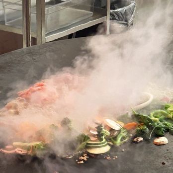 MONG Q - Updated May 2024 - 76 Photos & 21 Reviews - 7007 Friars Rd ...