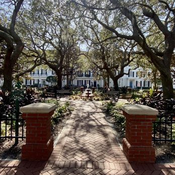 SAVANNAH SQUARE - Updated May 2024 - Longmeadow Ave, Celebration ...