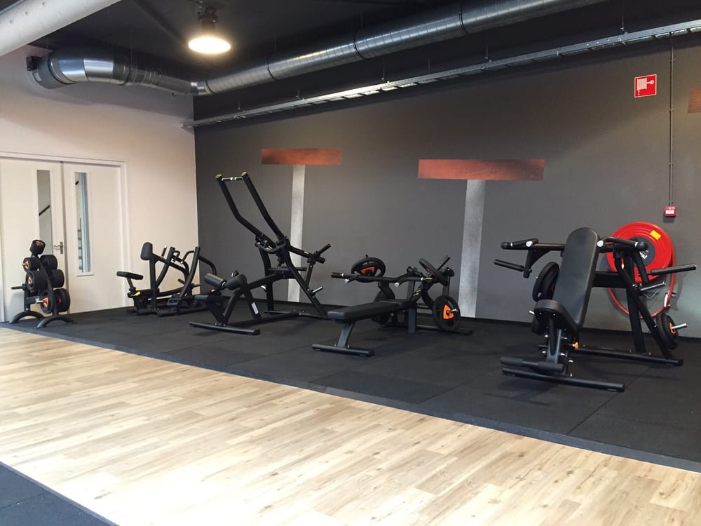 BASIC-FIT - Updated December 2025 - Stadhouderskade 74-75, Amsterdam ...