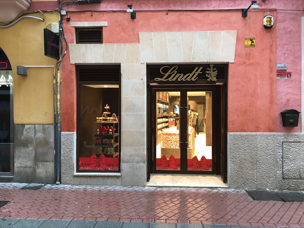 LINDT - Carrer de San Miquel 17, Palma de Mallorca, Balears, Spain ...