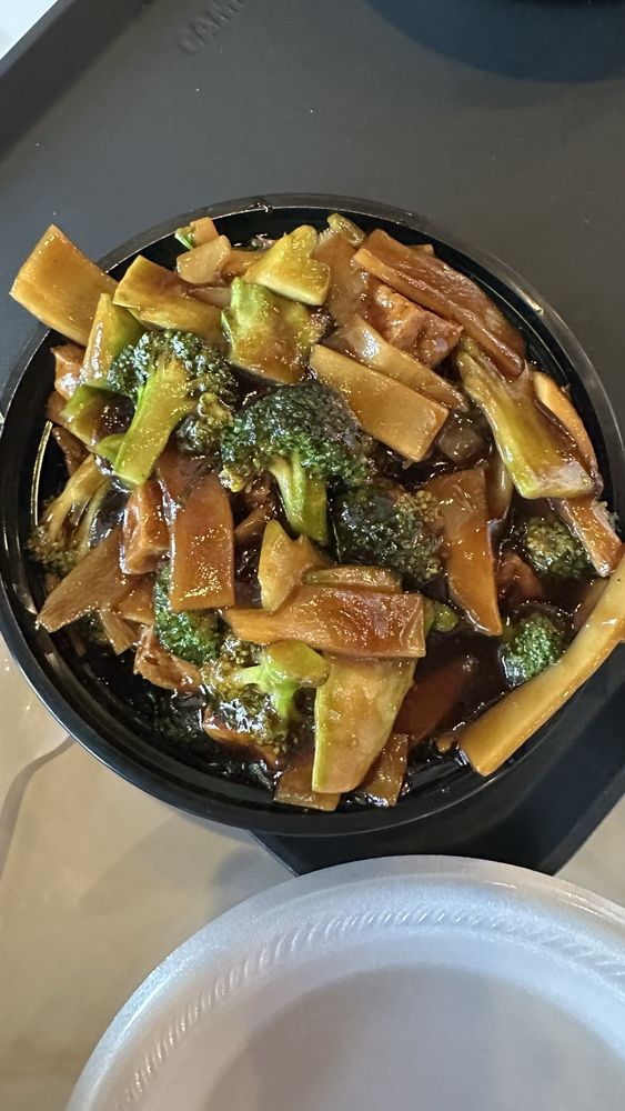 THAI A GOGO - Updated April 2025 - 1535 S Division St, Traverse City ...