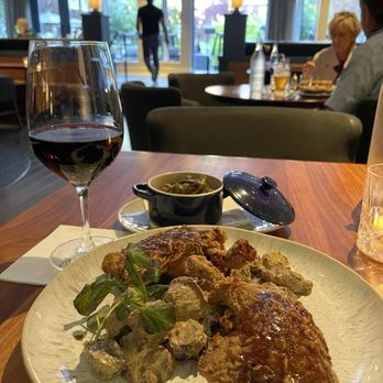 MENLO TAVERN - Updated December 2025 - 224 Photos & 164 Reviews - 100 ...