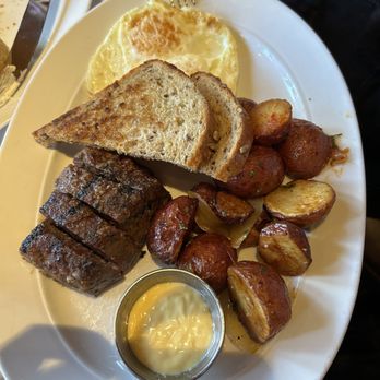 CLYDE’S OF GEORGETOWN - 1405 Photos & 1489 Reviews - 3236 M St NW ...